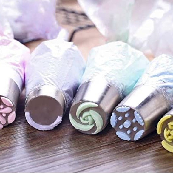 Kitchen | Russian Piping Tips 27pcs Cake Decorating Supplies | Poshmark